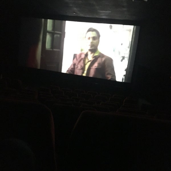 Movietime Suburbia - Bandra West - SV Road