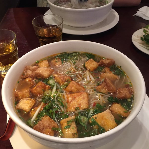 Que Viet Restaurant (Now Closed) - Hoxton - 102 Kingsland Rd