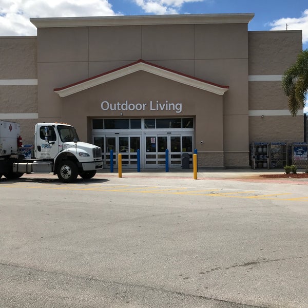 Fotos en Walmart Supercenter - Hipermercado