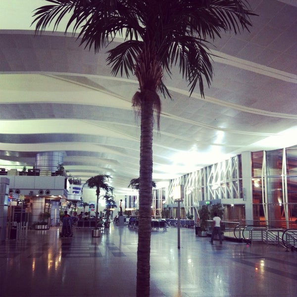 Cairo International Airport (CAI) - Airport Rd