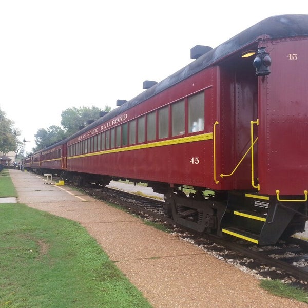 Texas State Railroad Palestine Depot - Train