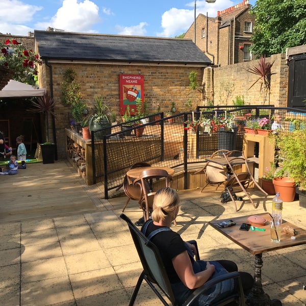 Ashburnham Arms - Pub in Greenwich