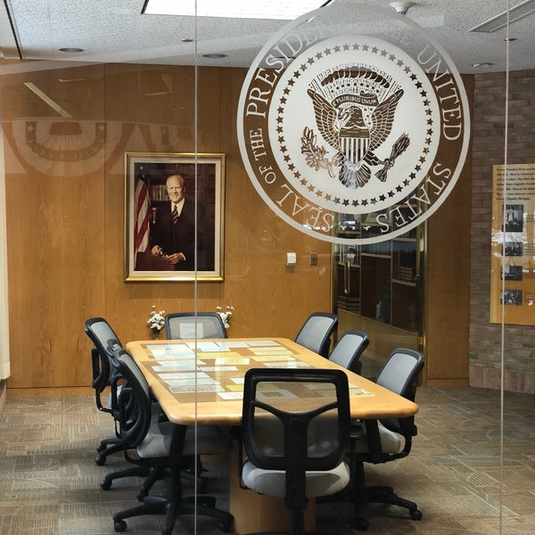 Gerald R. Ford Presidential Library - Northeast Ann Arbor - Ann Arbor, MI