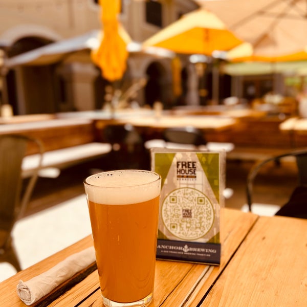 Free House - Southside - 32 tips from 1624 visitors