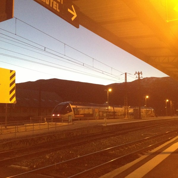 Photos at Gare SNCF de Latour de Carol - Enveitg - Enveitg, Occitanie