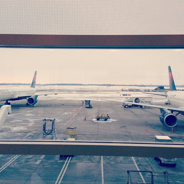 Gate A10 - Detroit, MI