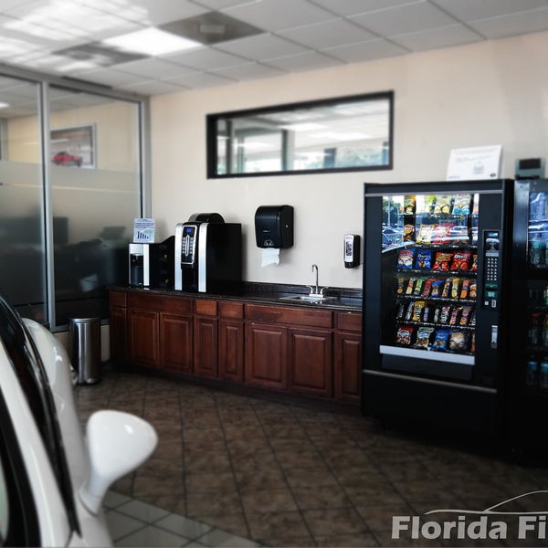 21151 Nw 2nd Ave Miami Fl 33169