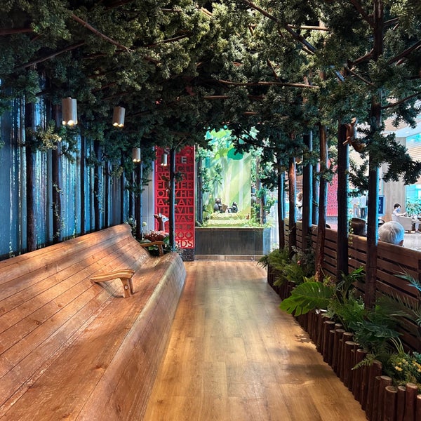 Gate C1 - 2 tips from 525 visitors