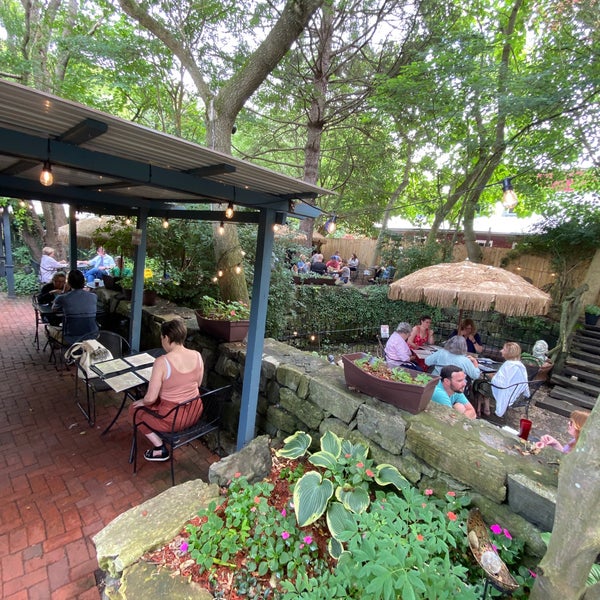 Blue Moon Café - Café