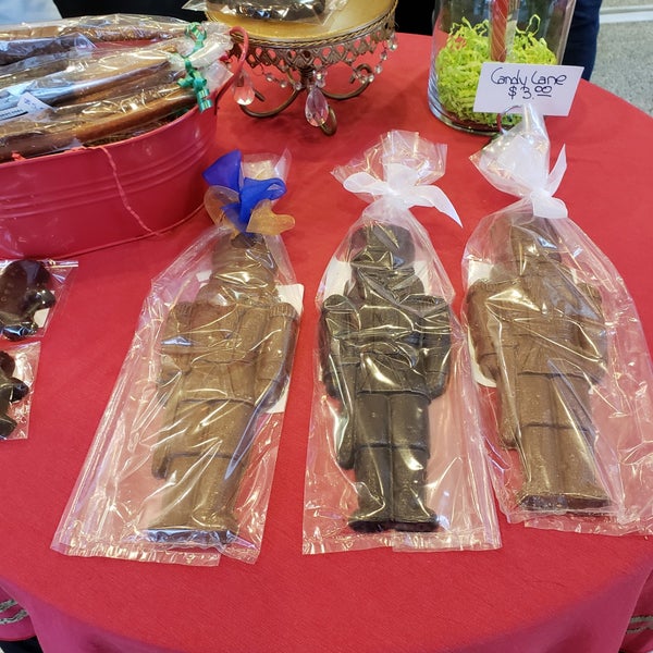 Velatis - Dessert Shop in Silver Spring