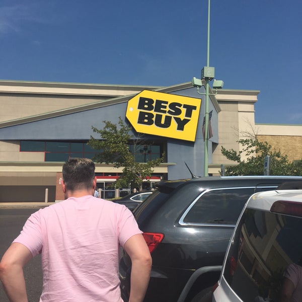 Consumer Square - 2300 Wrangleboro Rd