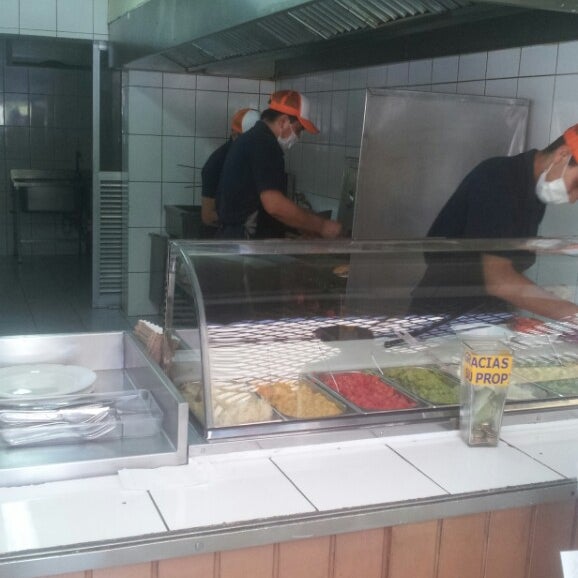 El Tío Manolo - Local de sándwiches