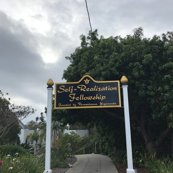 Self-Realization Fellowship - San Diego Temple - Spiritual Center in ...