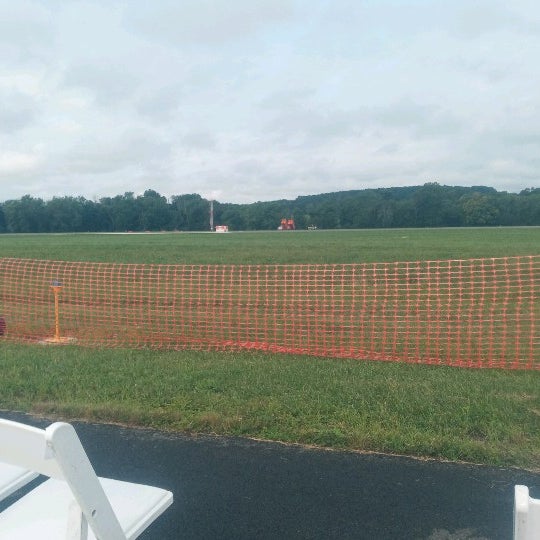 Orange County Airport (KMGJ) - Montgomery, NY