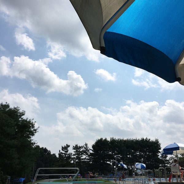 Greenburgh Town Pool - 4 tips from 163 visitors