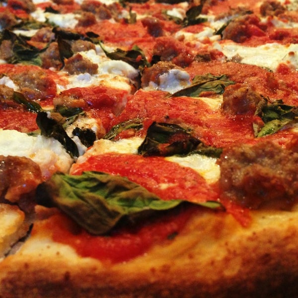 Grimaldi's Pizzeria - The Strip - 61 tips