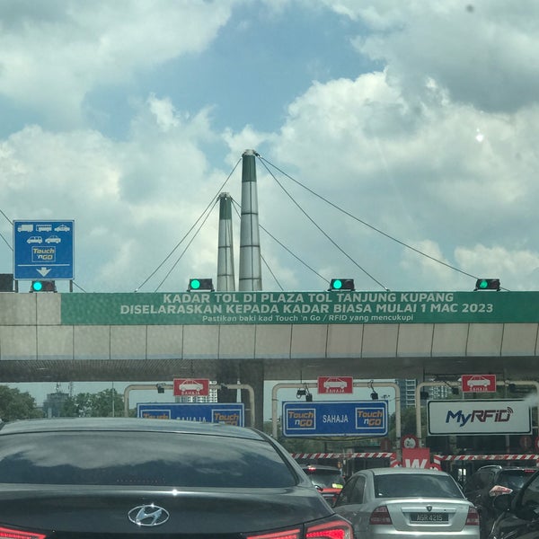 Plaza Tol Perling - 7 tips from 1368 visitors