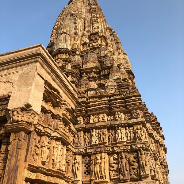 Parshwanath Temple - Hindu Temple