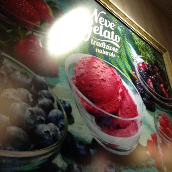 Neve Gelato (Now Closed) - Ice Cream Parlor