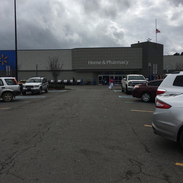 Photos at Walmart Supercenter - Big Box Store in Jasper