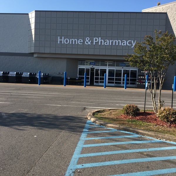 Photos at Walmart Supercenter - Big Box Store in Jasper