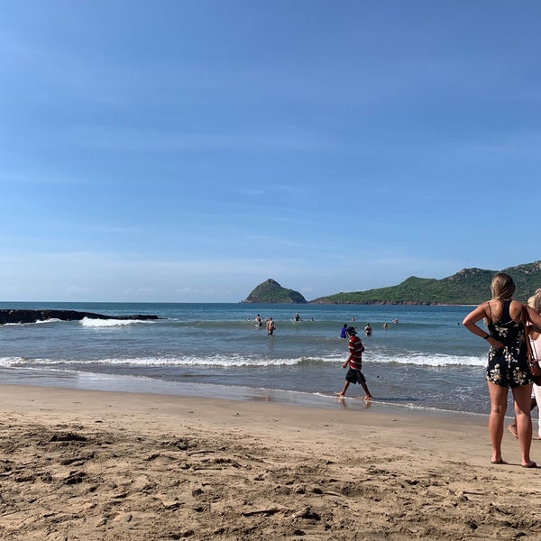 Las Flores Beach Resort - 20 tips from 601 visitors