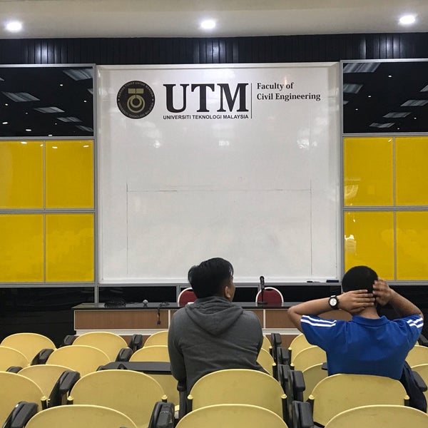 Block M47, Faculty of Civil Engineering, UTM - 2 tips from 350 visitors
