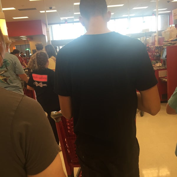 Target - Big Box Store in Wilshire Estates - Savannah Mall