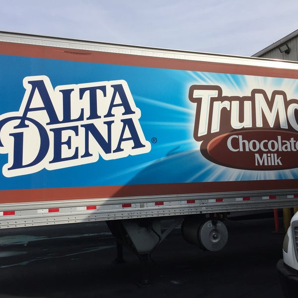 Alta Dena Milk Trailer