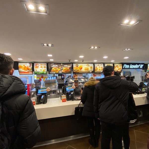 McDonald's - Sector 3 - 49 tips