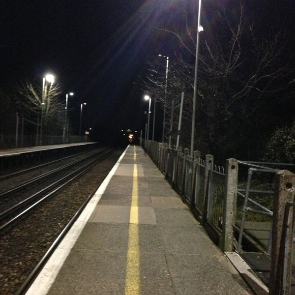 East Worthing Railway Station (EWR) - Train Station