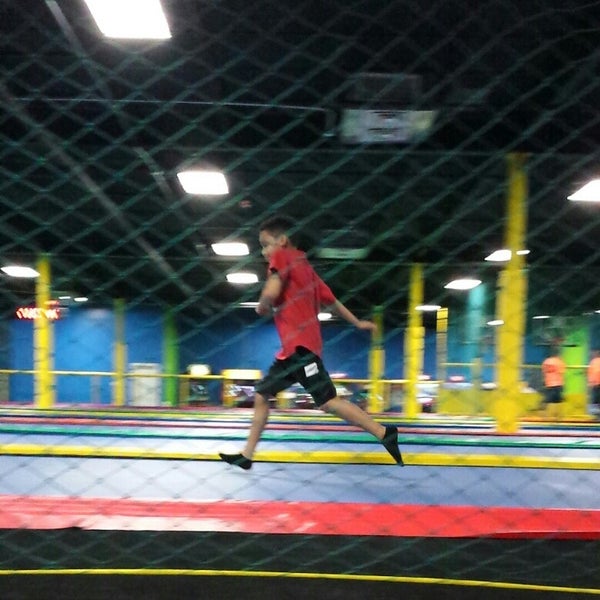 Photos at Jumping World - 4 tips from 118 visitors