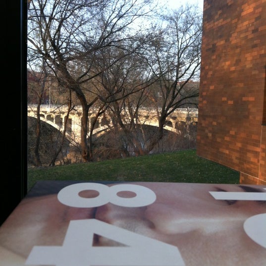 L.E. Phillips Memorial Public Library - Eau Claire, WI