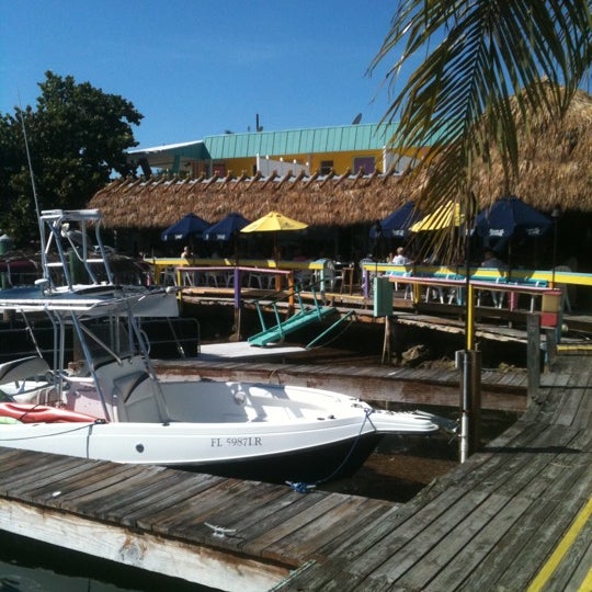 Snapper's Waterfront Restaurant And Saloon - Seafood Restaurant