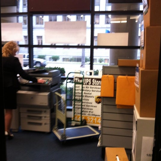 The UPS Store - Downtown Sacramento - 915 L St Ste C