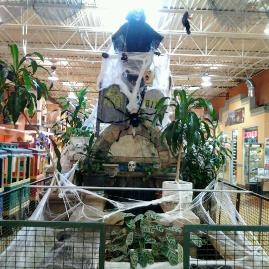Santa Fé Mall - 3750 Venture Dr