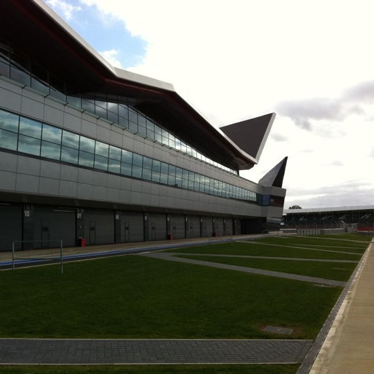 The Silverstone Wing - 2 tips from 482 visitors
