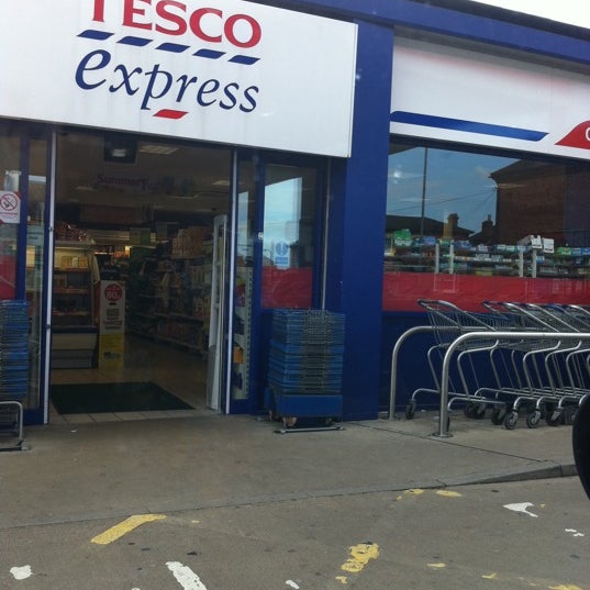 Tesco Express - Bourne, Lincolnshire