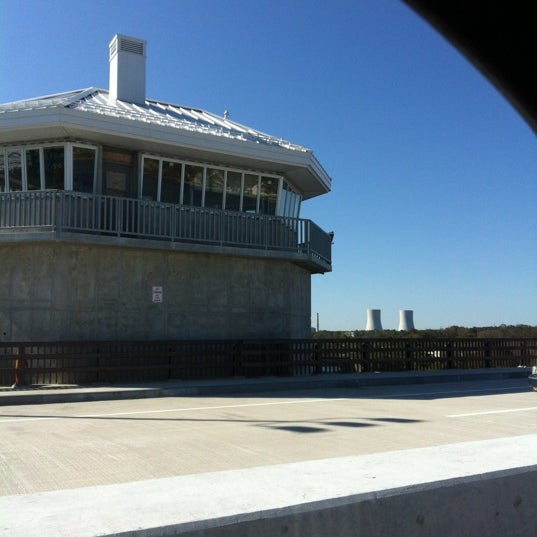 Veterans' Memorial Bridge - 1 tip from 132 visitors