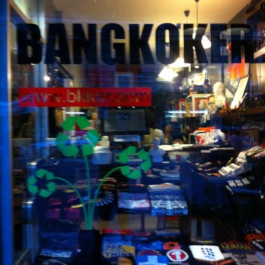BANGKOKER - Clothing Store in Phranakhon