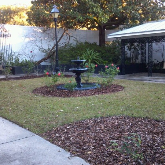 Forsyth Park Fragrant Garden - Historic District-South - 2 tips