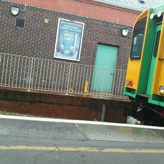 Photos at Littlehampton Railway Station (LIT) - Rail Station in ...
