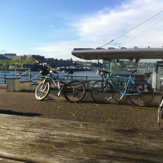 Mount Batten Bar & Carvery - Plymstock - 70 Lawrence Rd