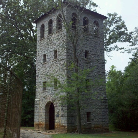 Rock Eagle Mound Tower - Scenic Lookout