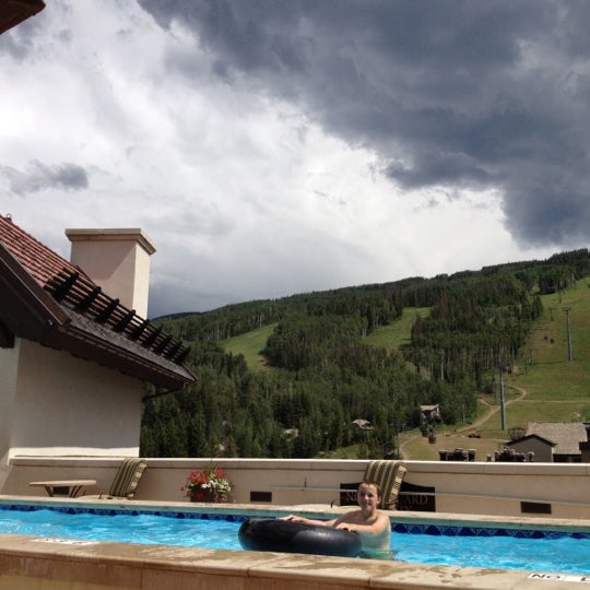 Arrabelle Rooftop Pool - Vail, CO