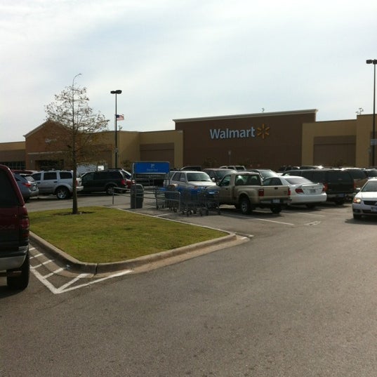Photos at Walmart Supercenter - Big Box Store in Pasadena