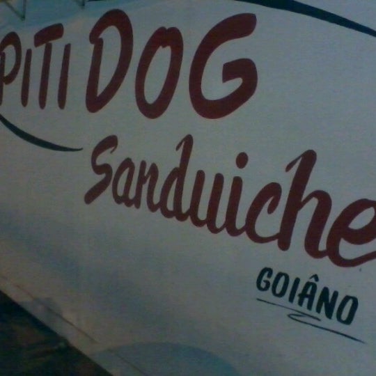 PiTi Dog Sanduiche - Diner