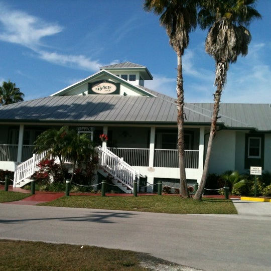 Ivey House - Bed and Breakfast