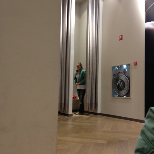 The Sting - Clothing Store