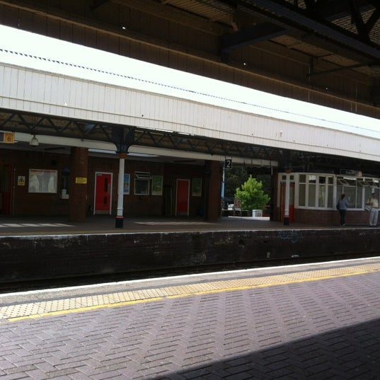 Photos at Kingston Railway Station (KNG) - 19 tips